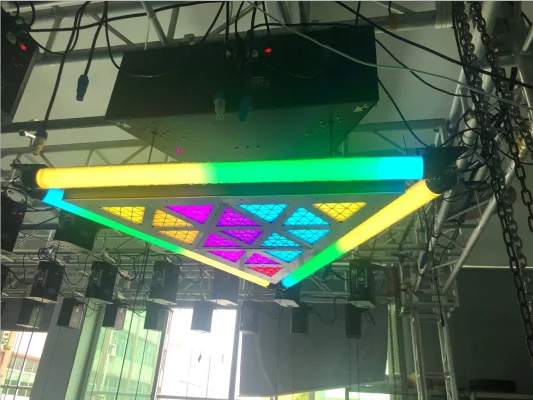 Dmx512 Kinetic Triangle Panel Led Lifting Kinetic Lighting System for ...