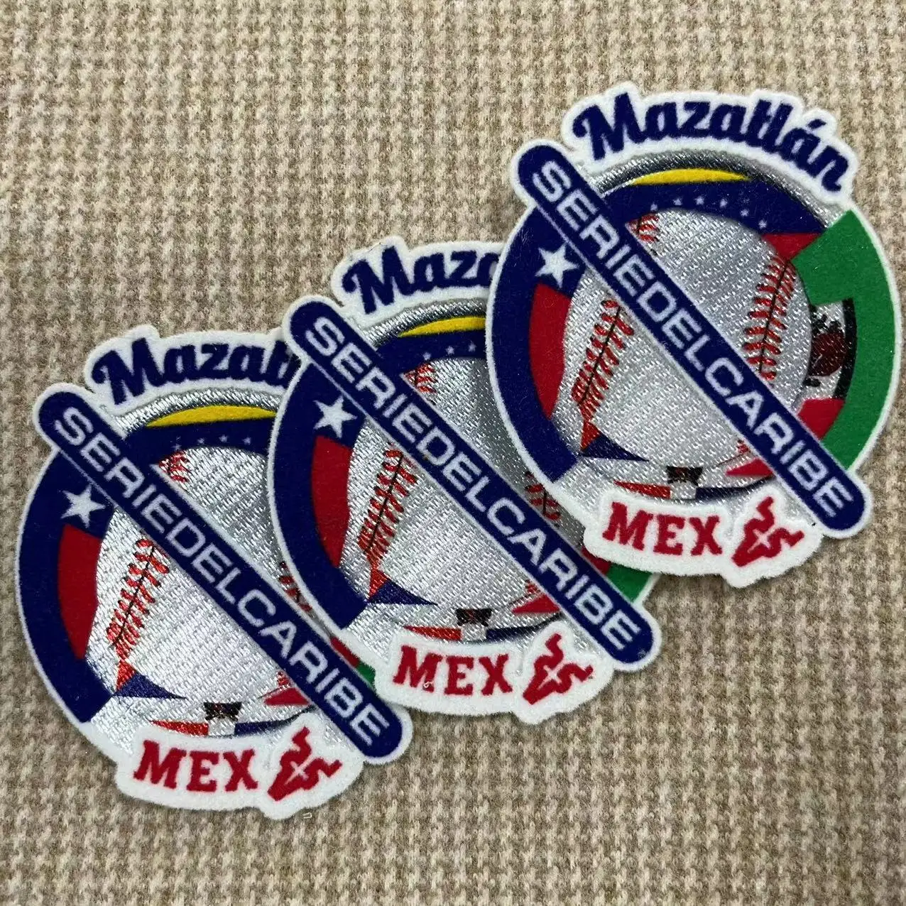 Customized 3d Iron On Flocking Logo Heat Transfer Printing Flocking ...