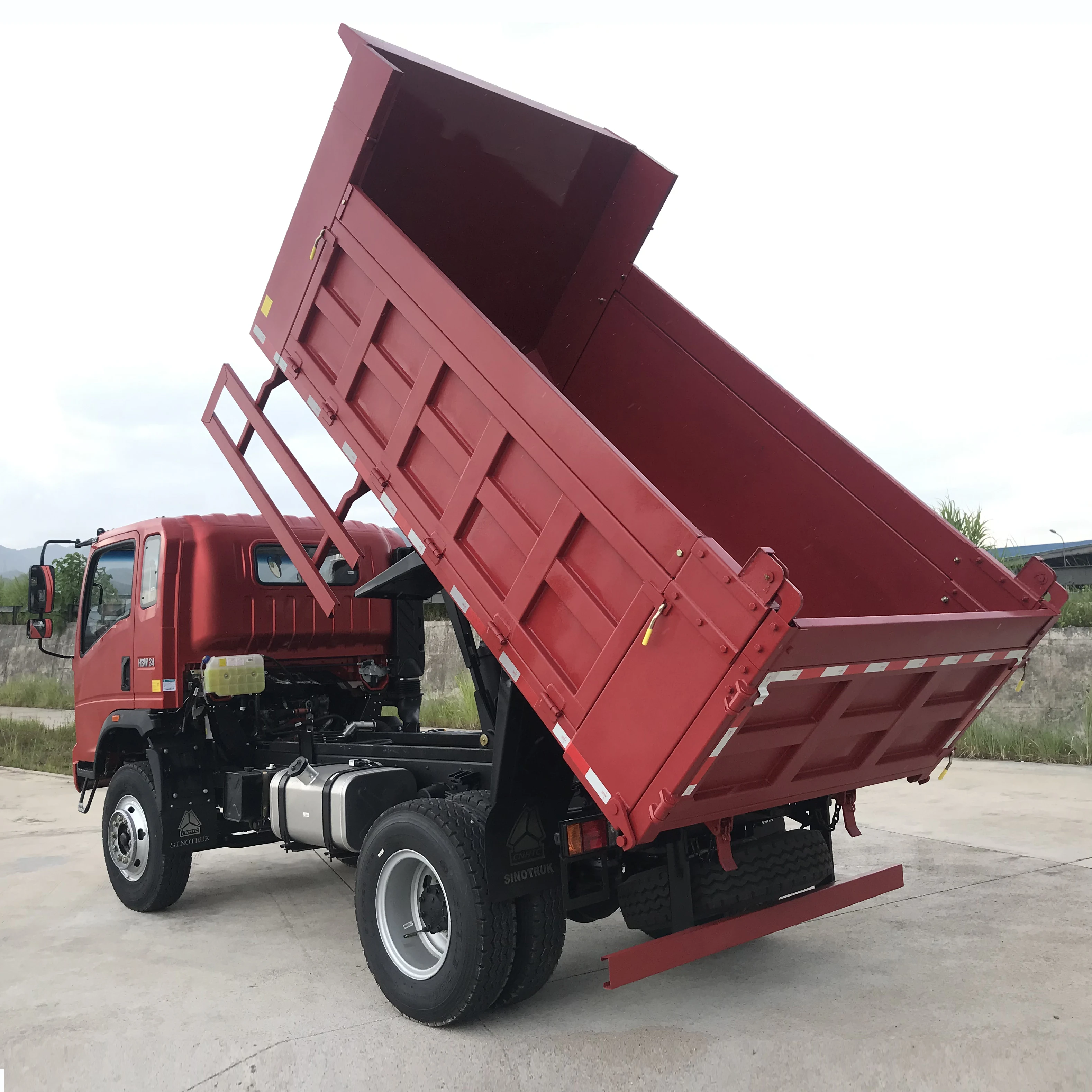 Mini Tipper Truck Sinotruck 6 Wheeler 4X2 5-10Tons New Dump Truck For ...