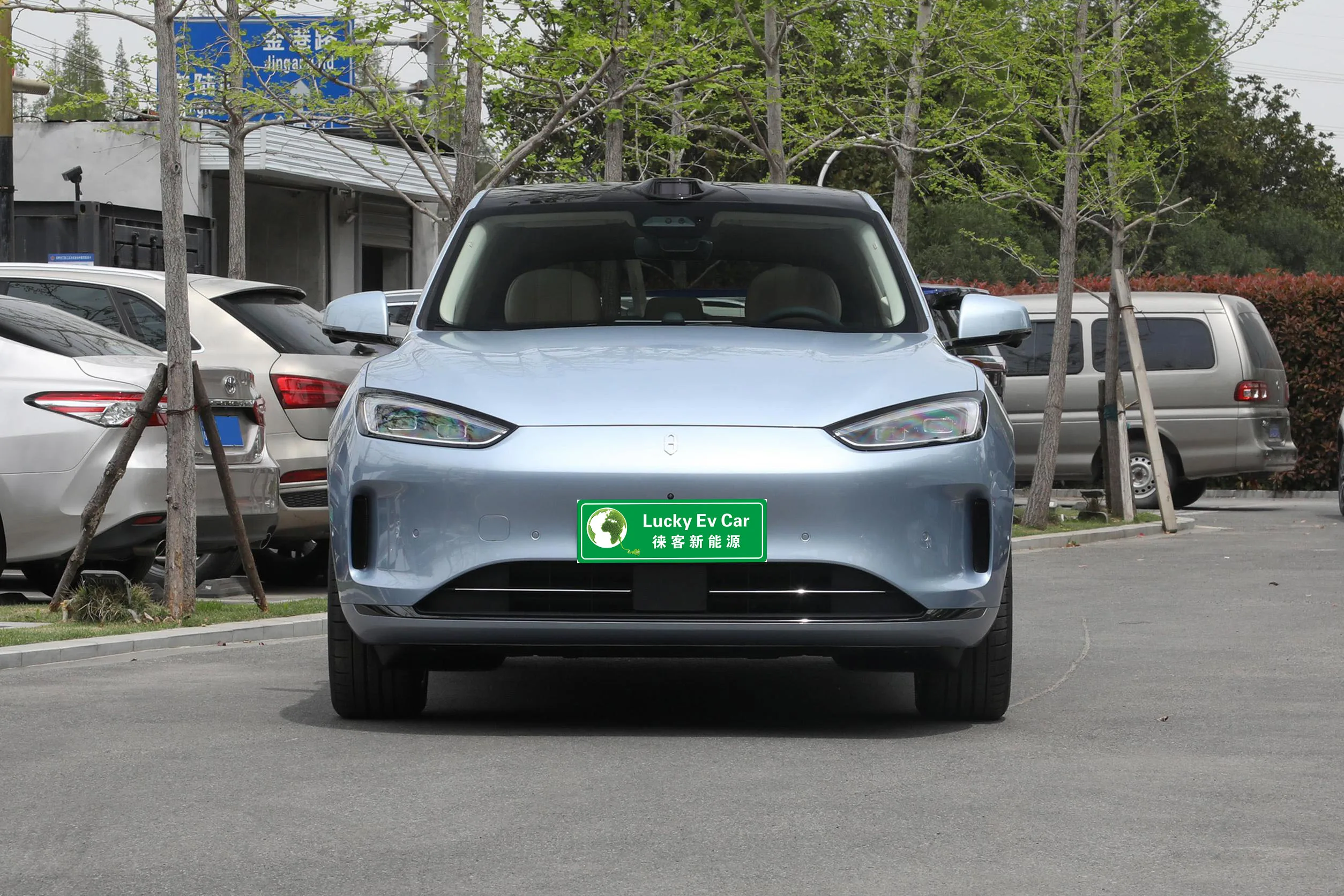 2024 Wuling MINIEV Macaron 215km - Electric SUV Option