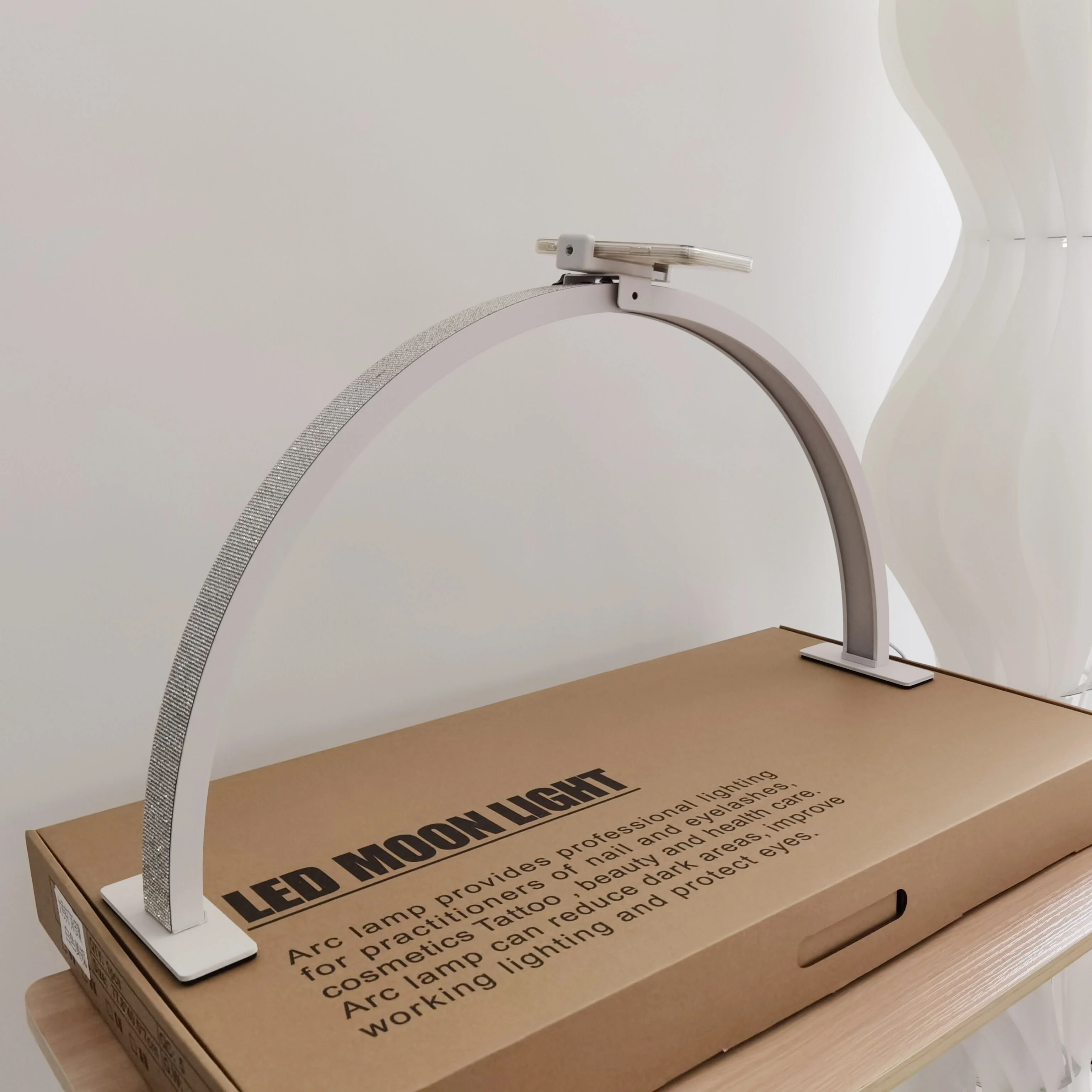 Factory Supply Half Ring Led Moon Lash Light Makeup Tattoo Light Half ...