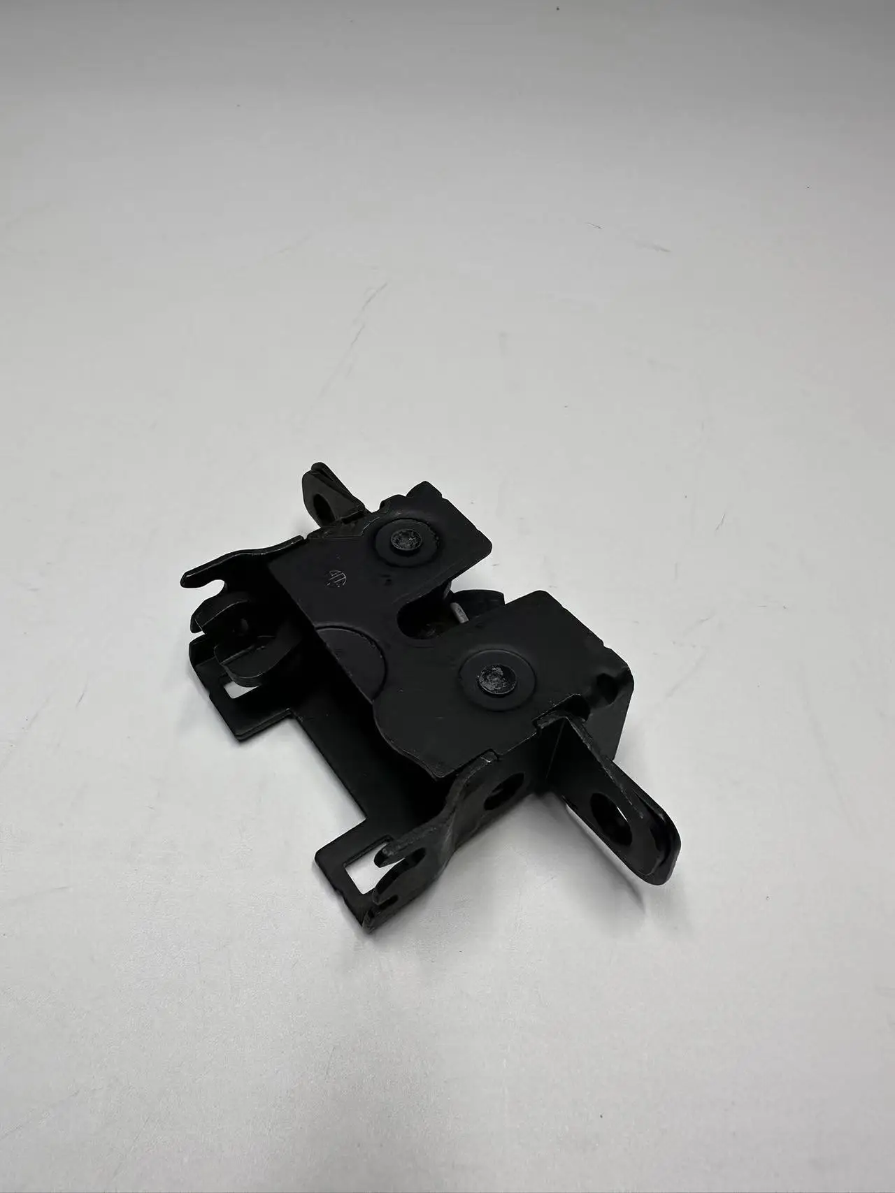 Oem Car Parts Lr173840 Lr138825 Lr050992 Lr065339 Hood Lock Engine ...