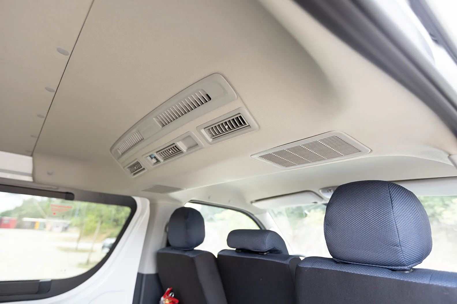 Foton Van G7 C2 Passenger Flat Top 15 Seats Mini Bus for Sale to Saudi ...