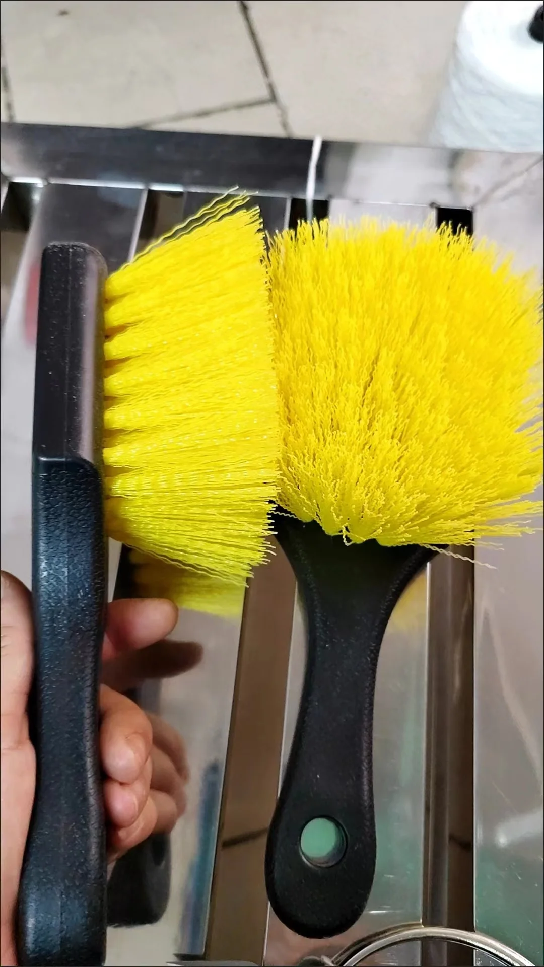 PMS Yellow Auto Detailing Cleaning Brush PP Wash Rim Tire Washing Auto ...