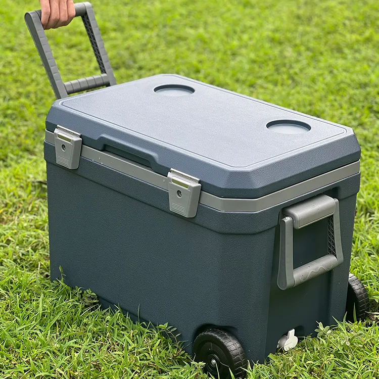 45L Insulated Ice Cooler Box - Perfect for Outdoor Camping