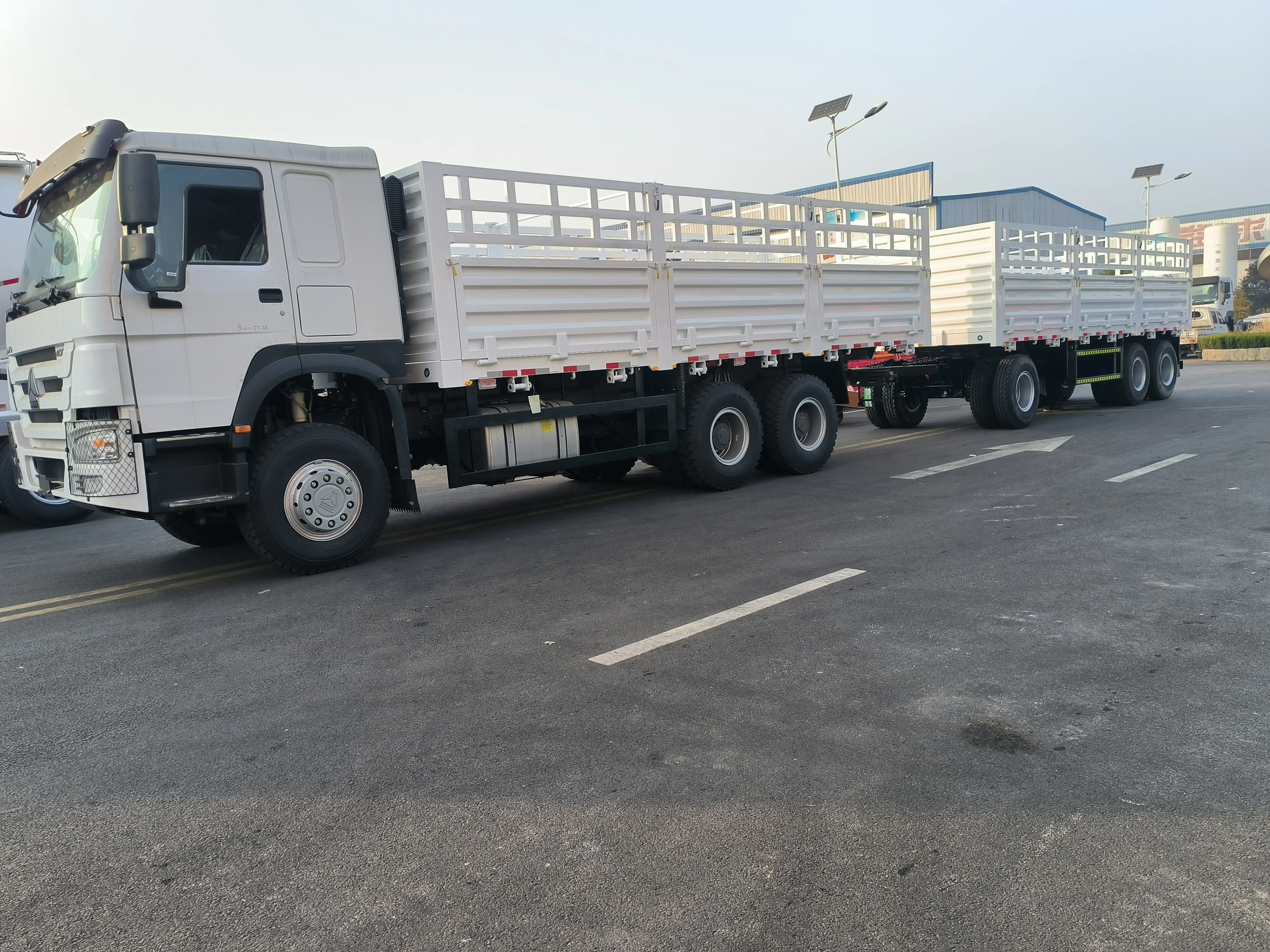 400+400L Cargo Truck with 35T Full Trailer for Ethiopian Market