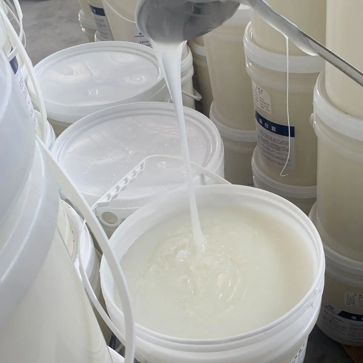 Casein Glue - Superior Adhesion for Glass Bottle Labels