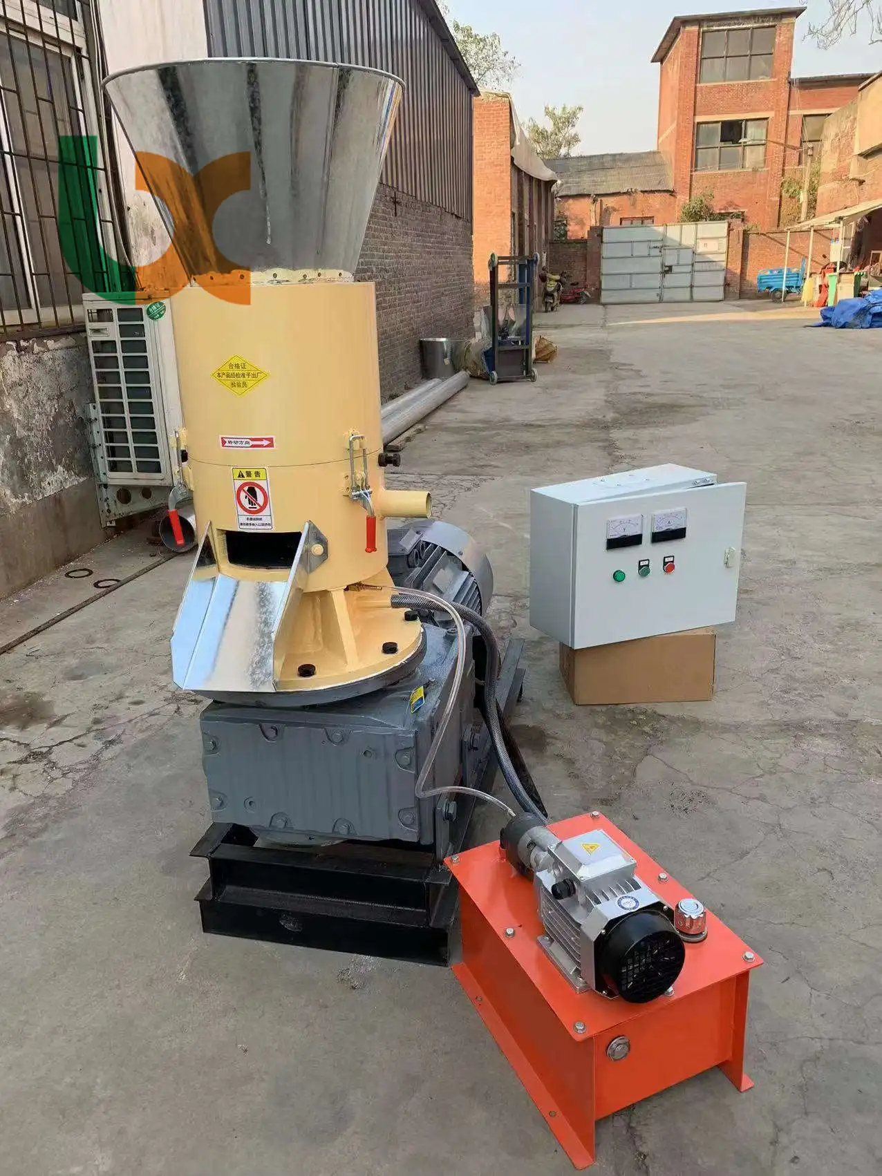 Factory Sale Wooden Cotton Seed Hull Wood Sawdust Rice Husk Straw Grass ...