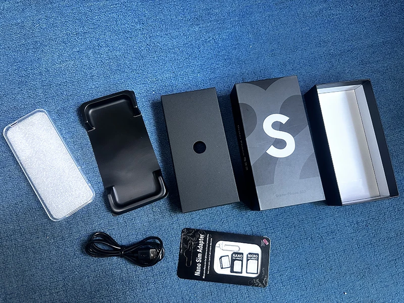 In Stock 2023 New S22 2.8 Inch Dual Sim Keypad Mobile Phones Feature ...