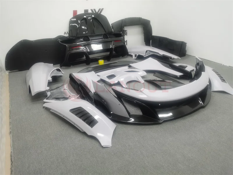 Mclaren MP4-12C Upgrade to 675LT Style Body Kit - Carbon Parts
