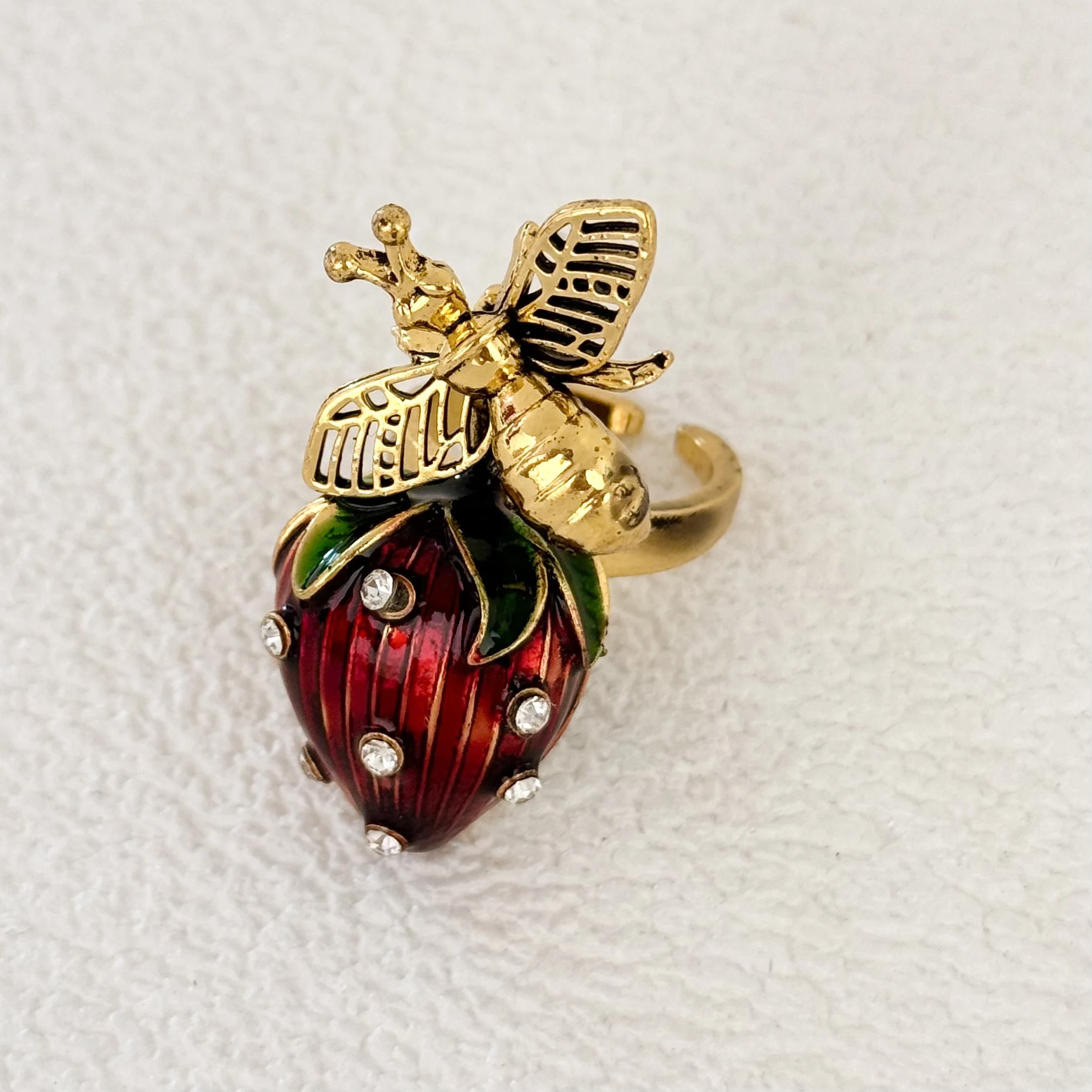 Antique National Strawberry Dripping Oil Opening Ring Retro Bee Insect ...