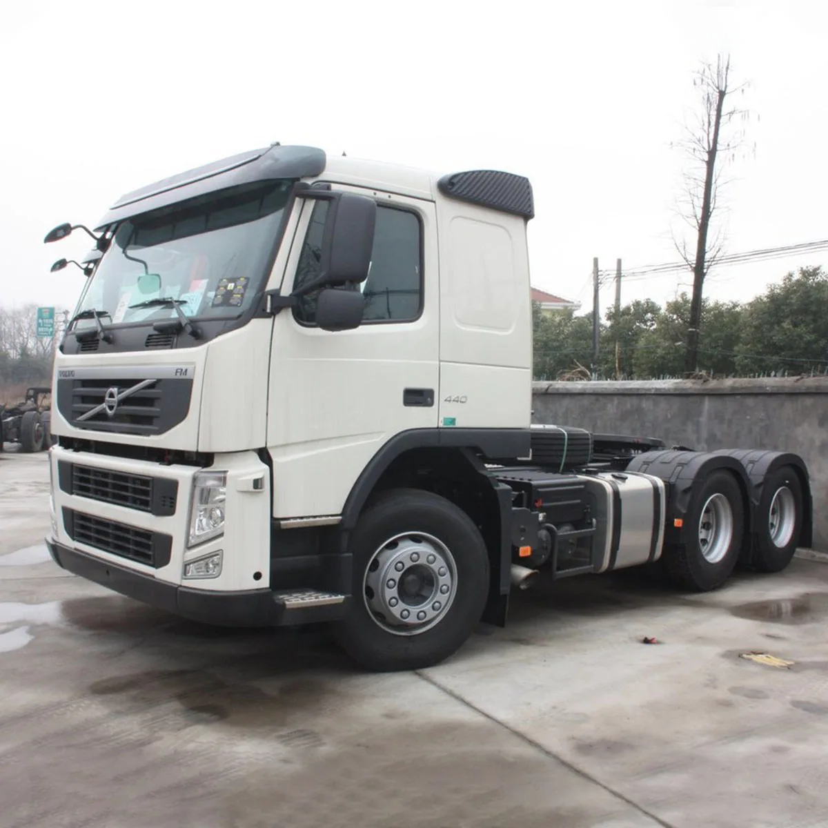 2018 2019 Euro4 Euro5 Volvo Fm Tractor Truck Head 6x4 400 460 Hp Volvo ...