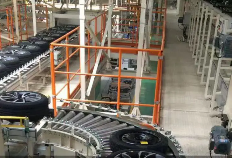 Car Tyres and Wheel Roller Conveyor Assembly Conveyor
