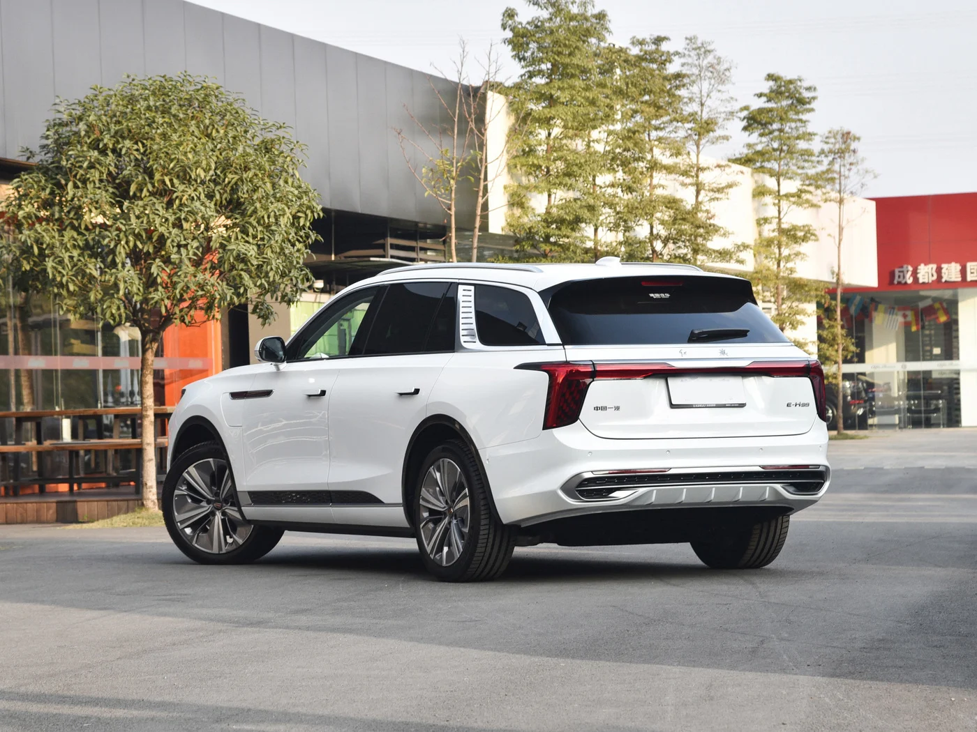 Hongqi E-Hs9 460km Qi Yue Version 7 Seats - Dual Motor EV