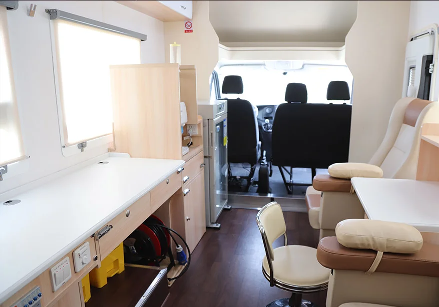 4x2 Mobile Blood Collection Car - Efficient Blood Donation