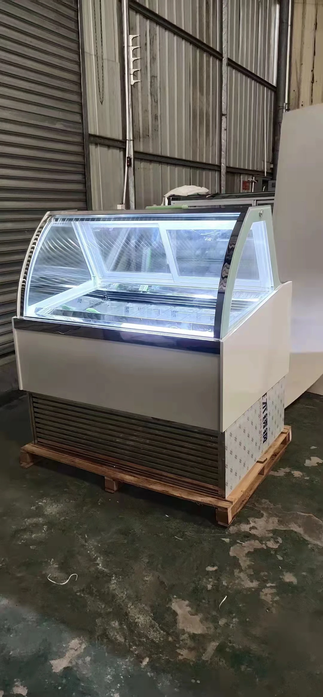 New Design Icecream Gelato Display Freezer Showcase with Straight Glass ...
