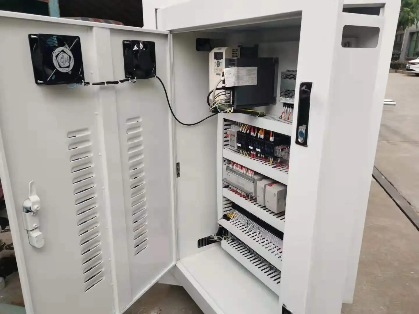 Ultra Transparent Adhesive Tape Making Machine - XW-218