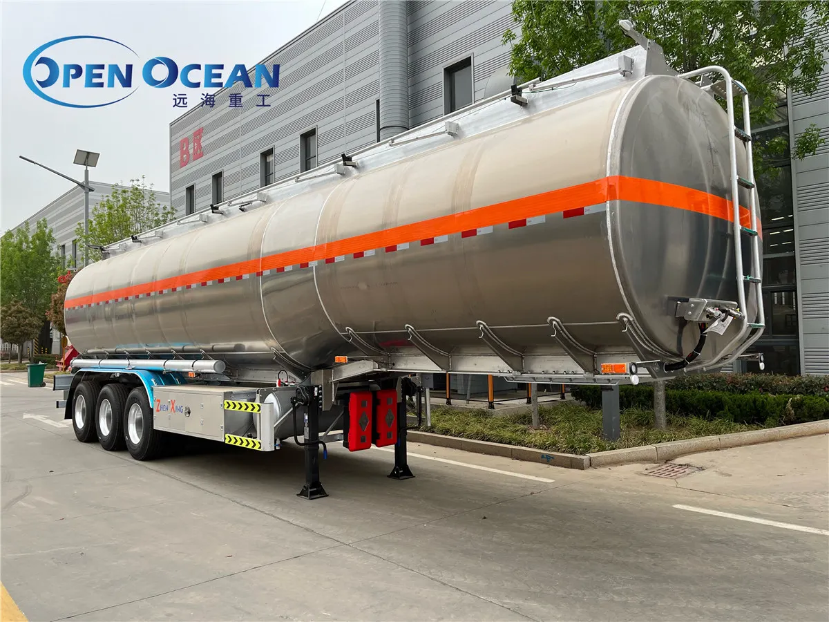 4 Axles 75000 Litre Fuel Tanker Semi Trailer Truck Trailer Oil Tanker ...