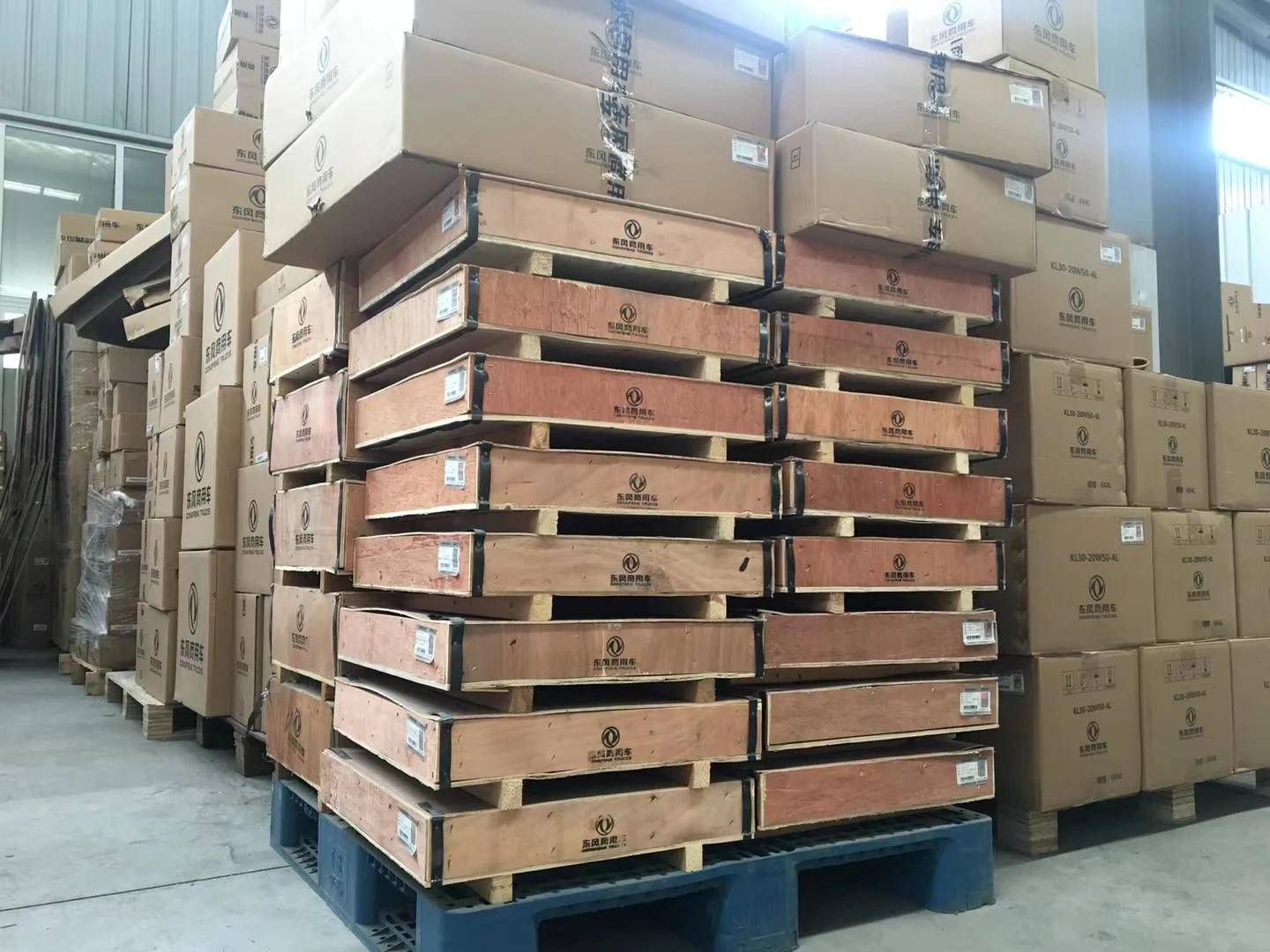 Weichai Engine Parts Diesel Engine Truck Spark Plug 1000450457 - Buy ...