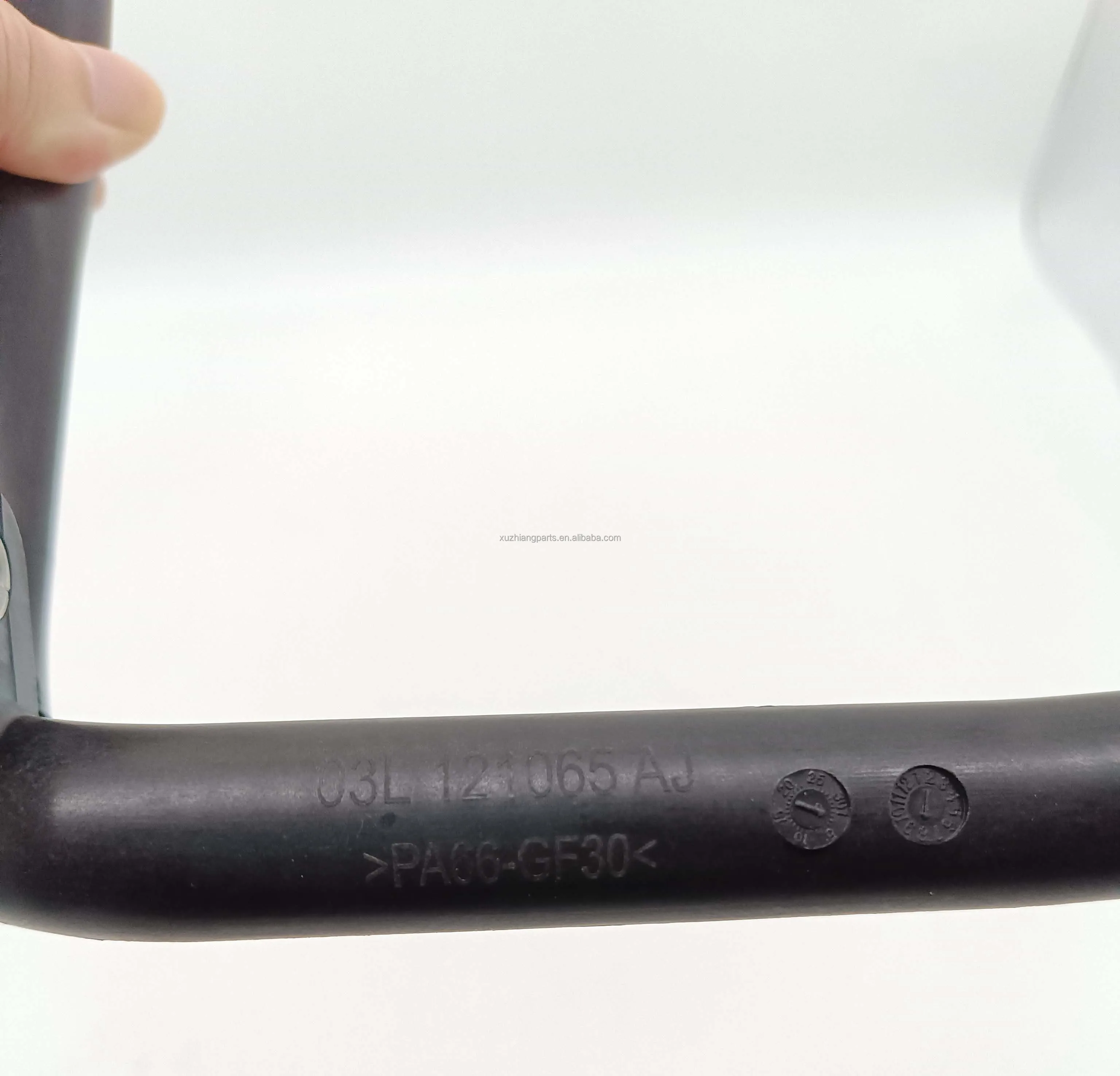 Auto Parts Coolant Water Pipe 03L121065AJ for Audi & VW