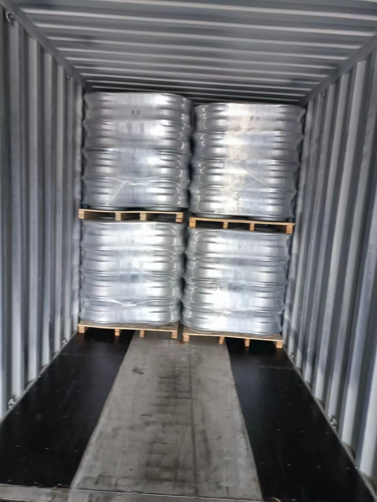 Truck Parts 22.5*8.25 Steel Tubeless Wheel Rims with 10 Holes