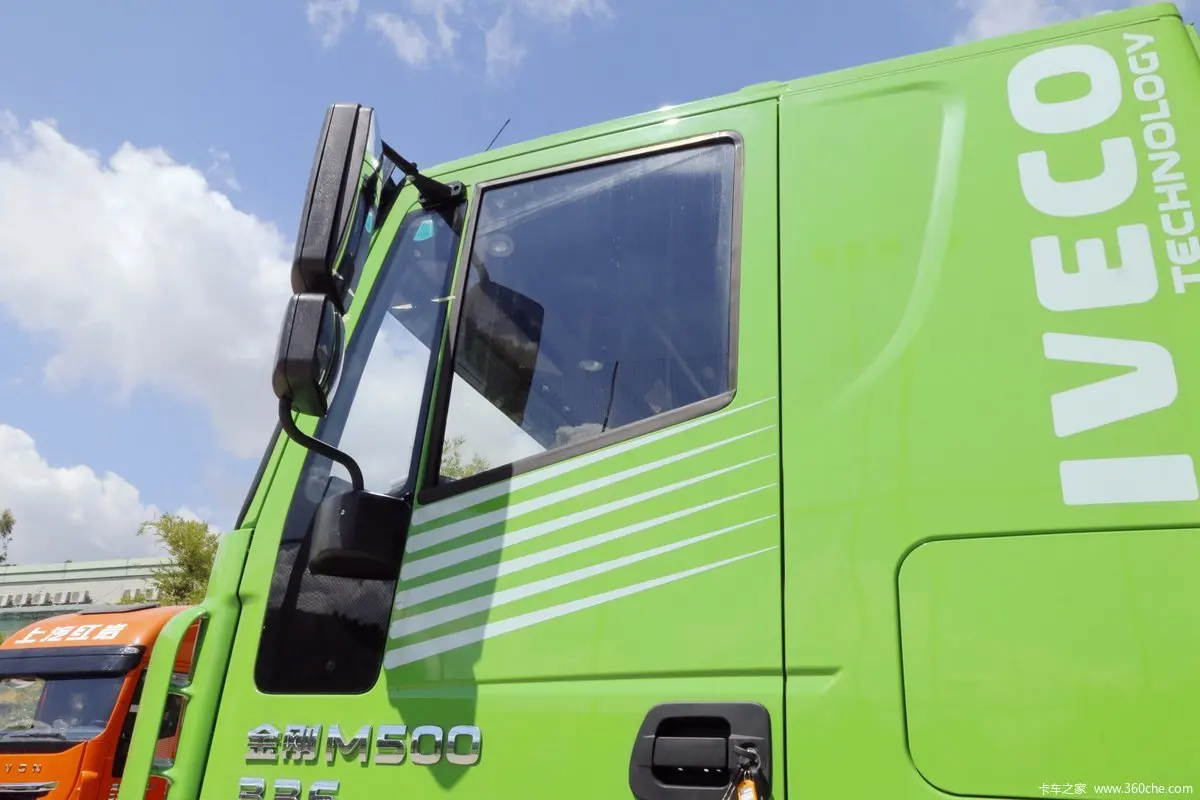 Brand New EV Heavy Truck - SAIC Hongyan Electric Tractor