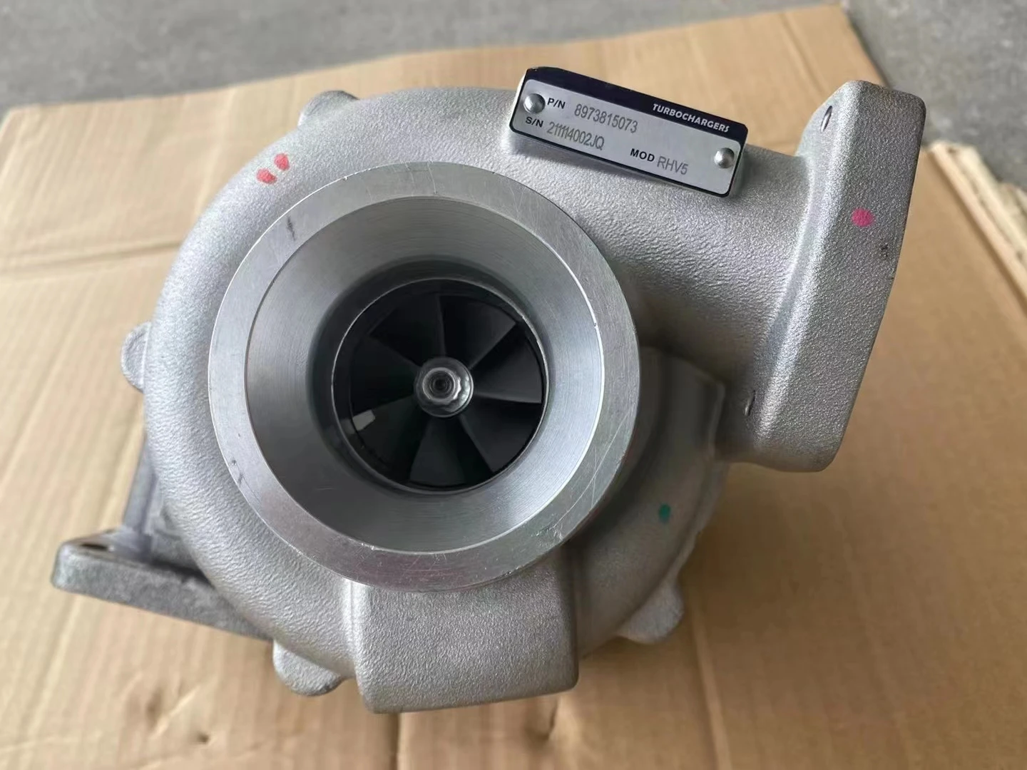 4jj1 Engine Turbocharger 8980830411 8980198930 8973815073 Turbocharger ...