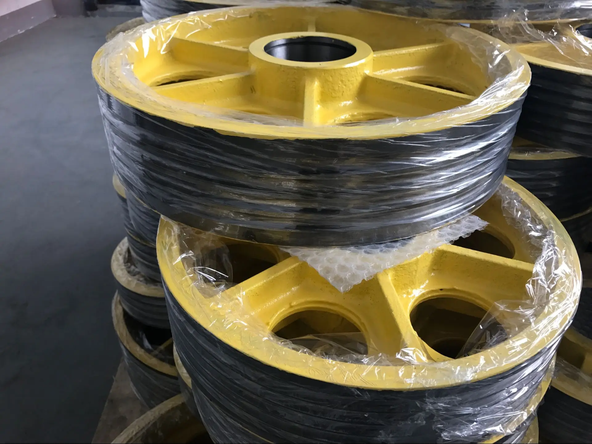 Cast Iron Elevator Deflector Pulley Sheave with Bearing Essential Drive ...