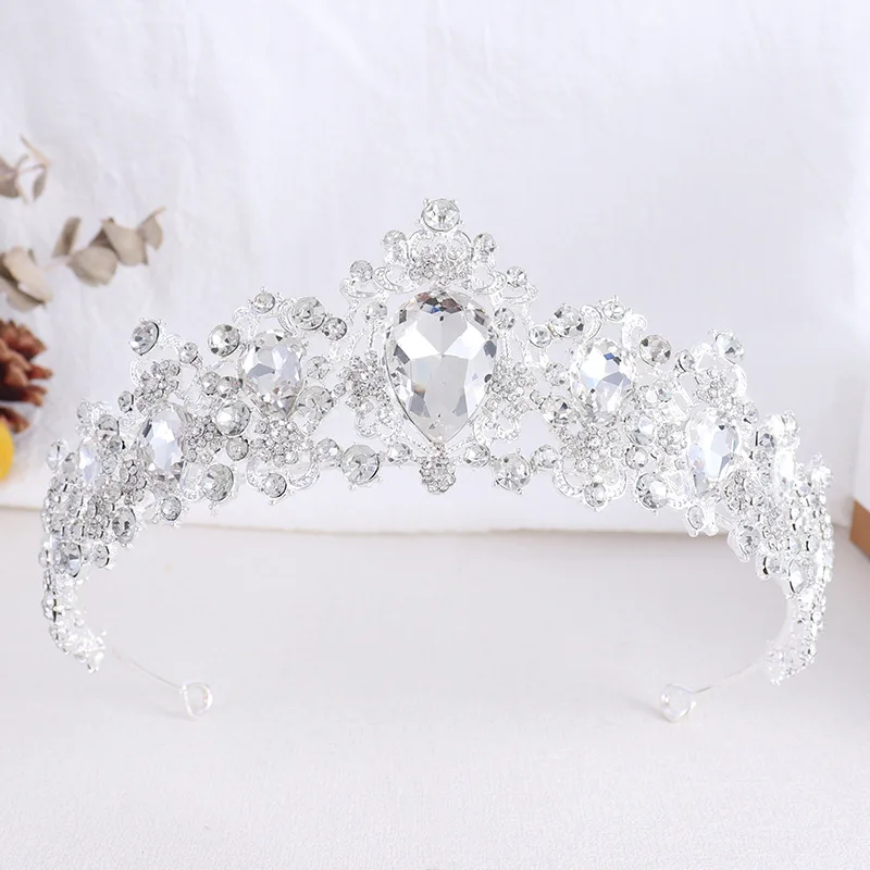Different Types of Tiaras Names - Vintage Baroque Wedding Headdress