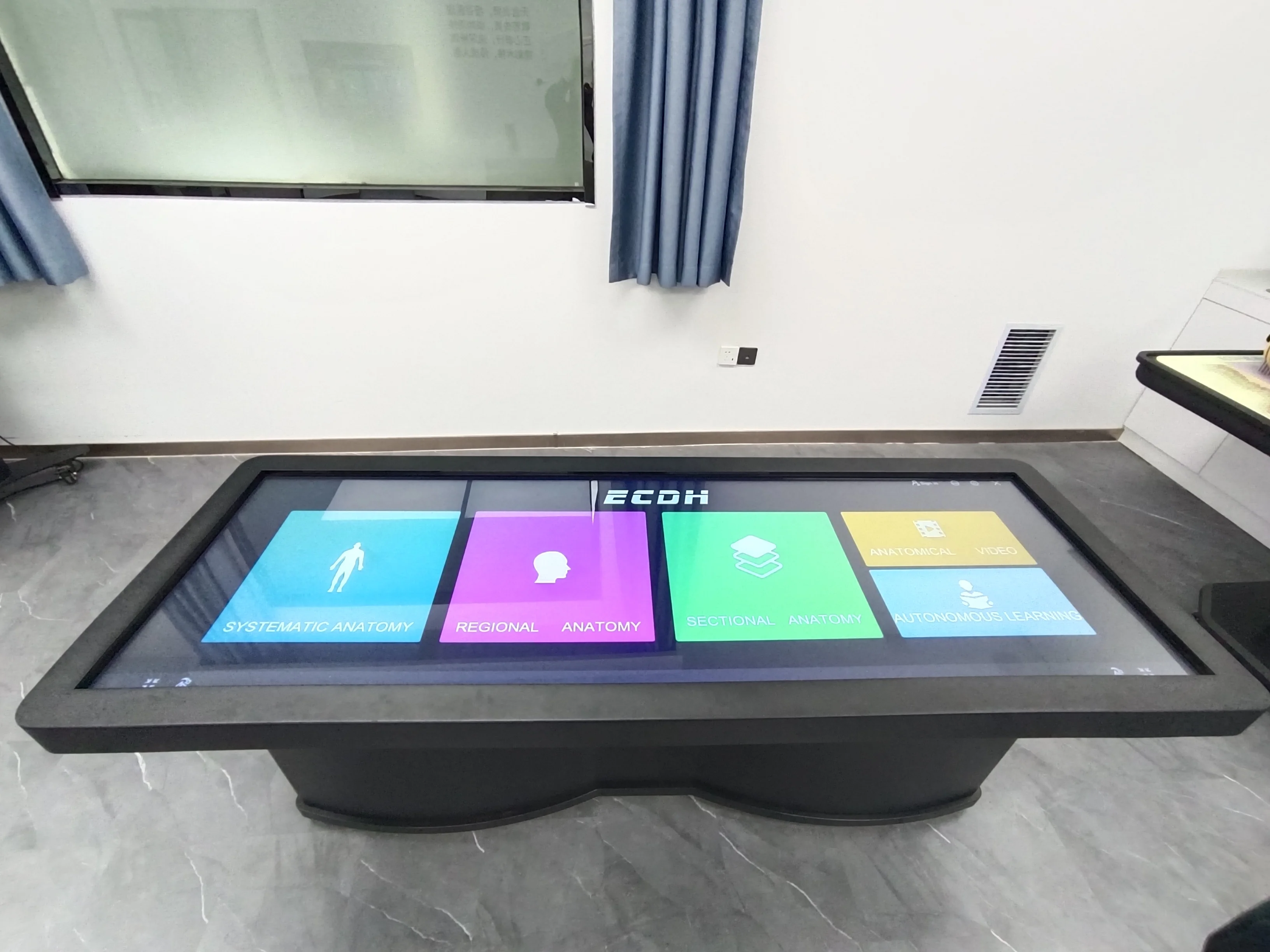 Virtual Anatomy Table Interactive Dissection Table Anatomy Education ...