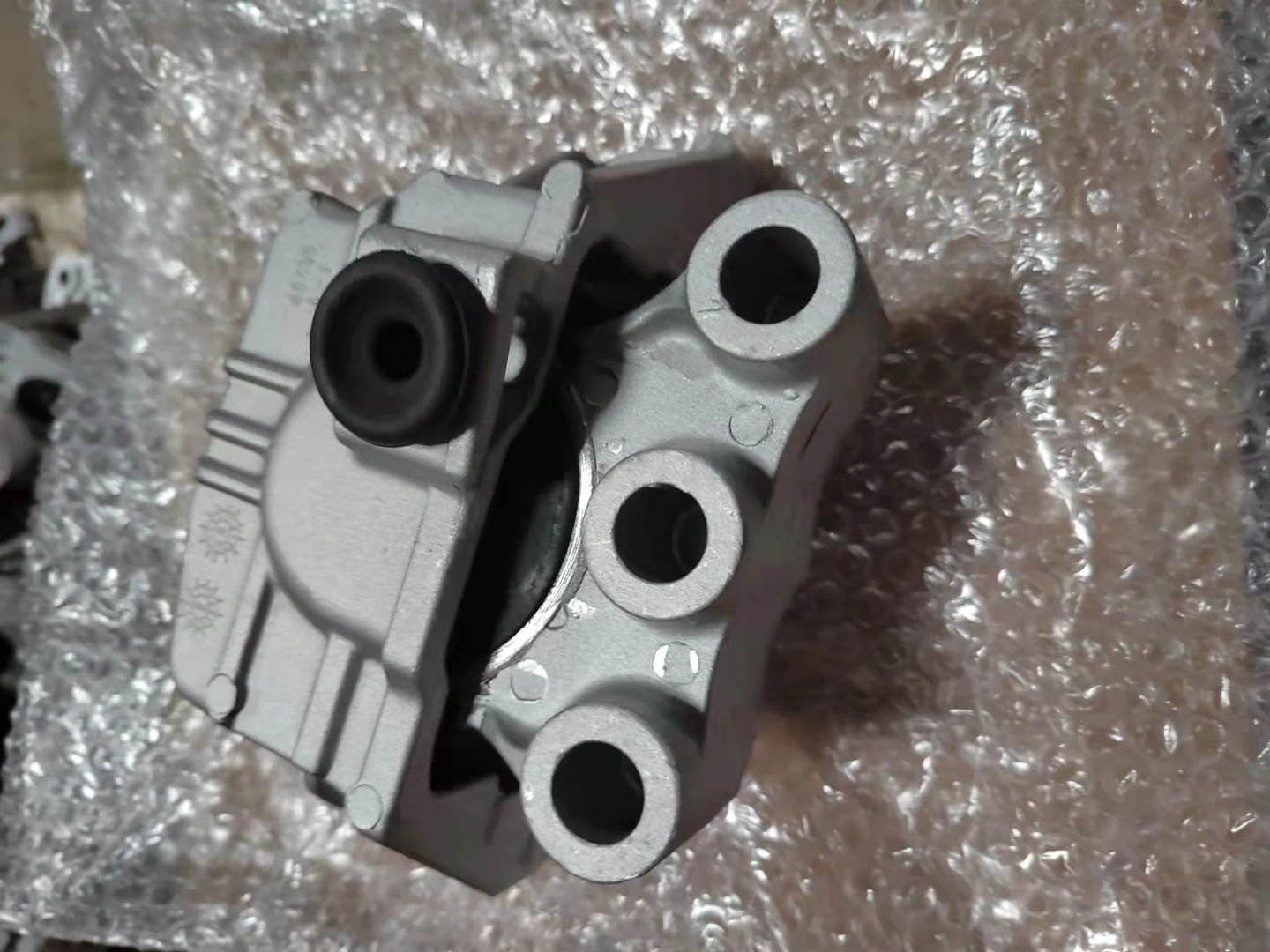 High Quality Private Label Crossmember Subframe for Dodge Challenger ...