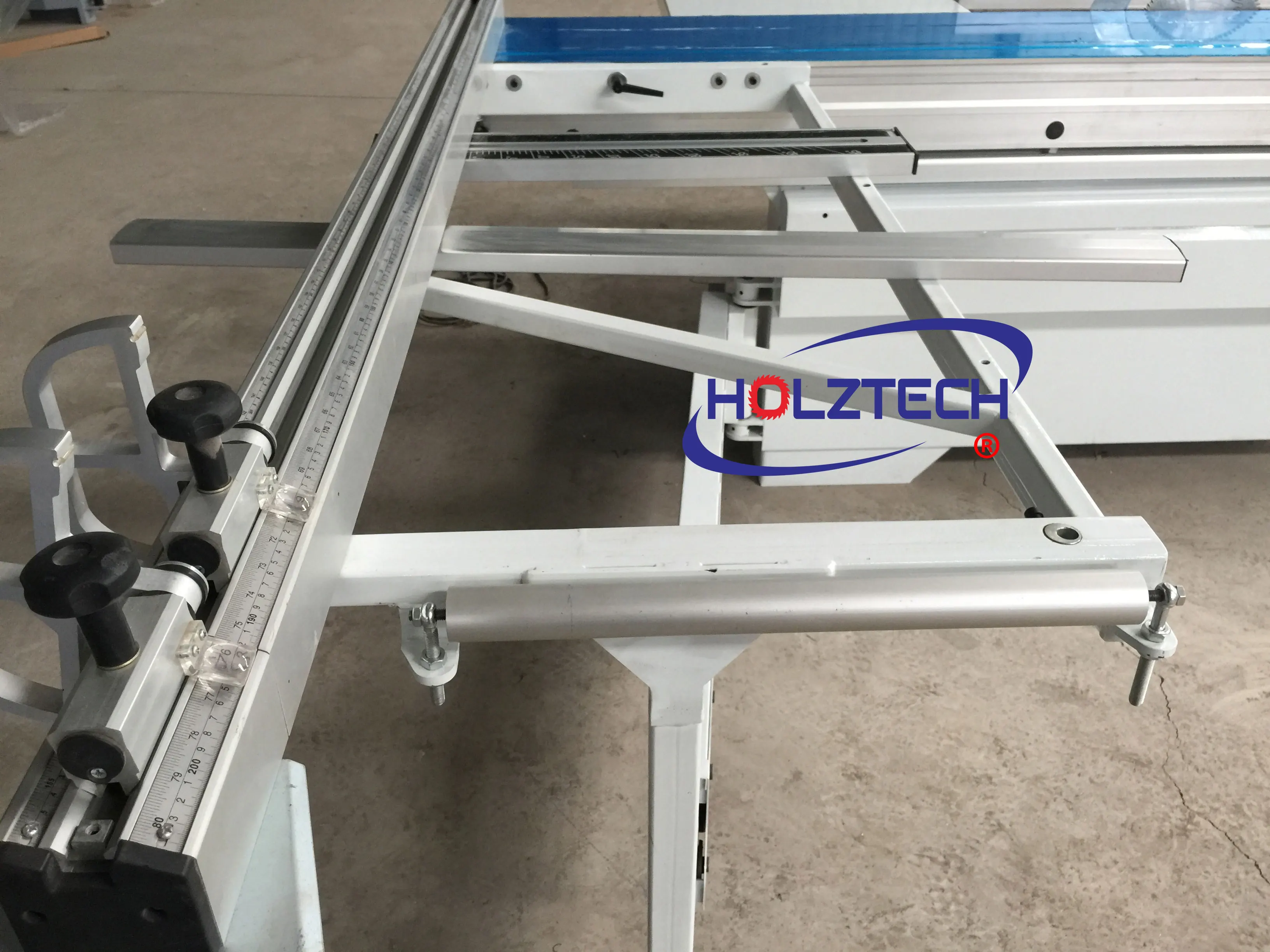 Holztech Wood Plywood Panel Saw - Precision Cutting Machine