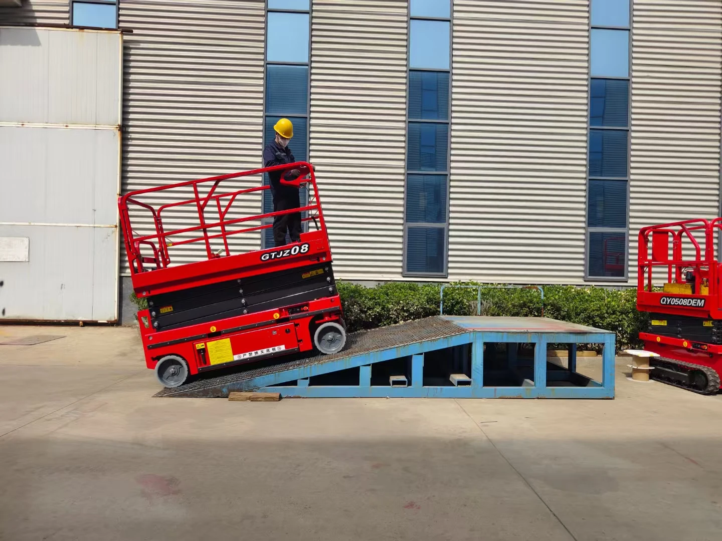 2025 Newest Fully Self-Propelled Aerial Work Trucks 8 M 12M 14M 16M ...