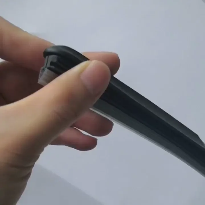 Wiper Blade Lr033028 Lr067002 Lr076850 Gl0700 For Land Rover Discovery ...