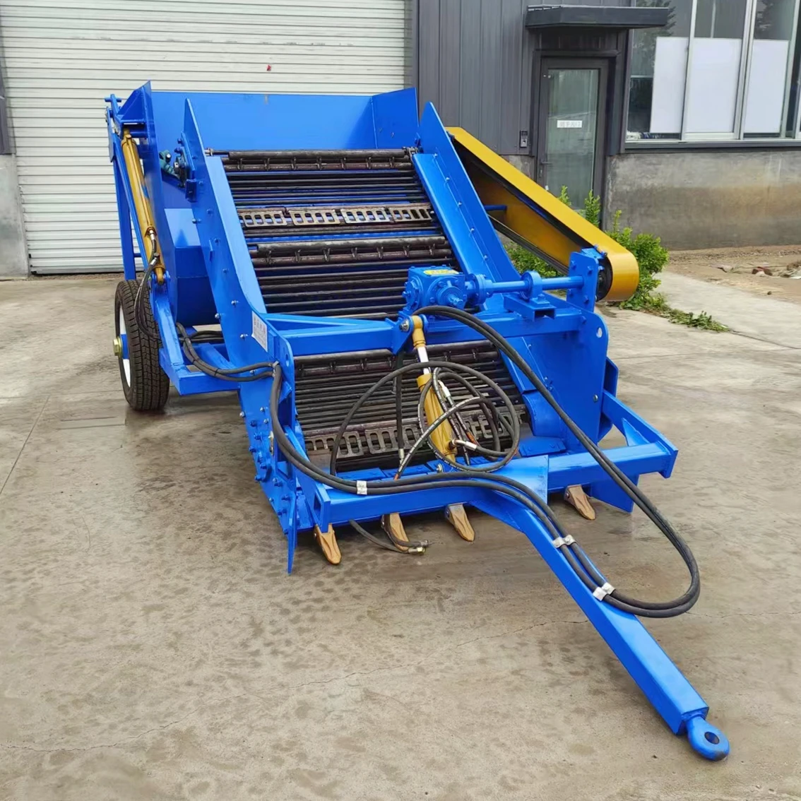 Agricultural Tractor Mounted Rock Picker - Efficient Stone Removal