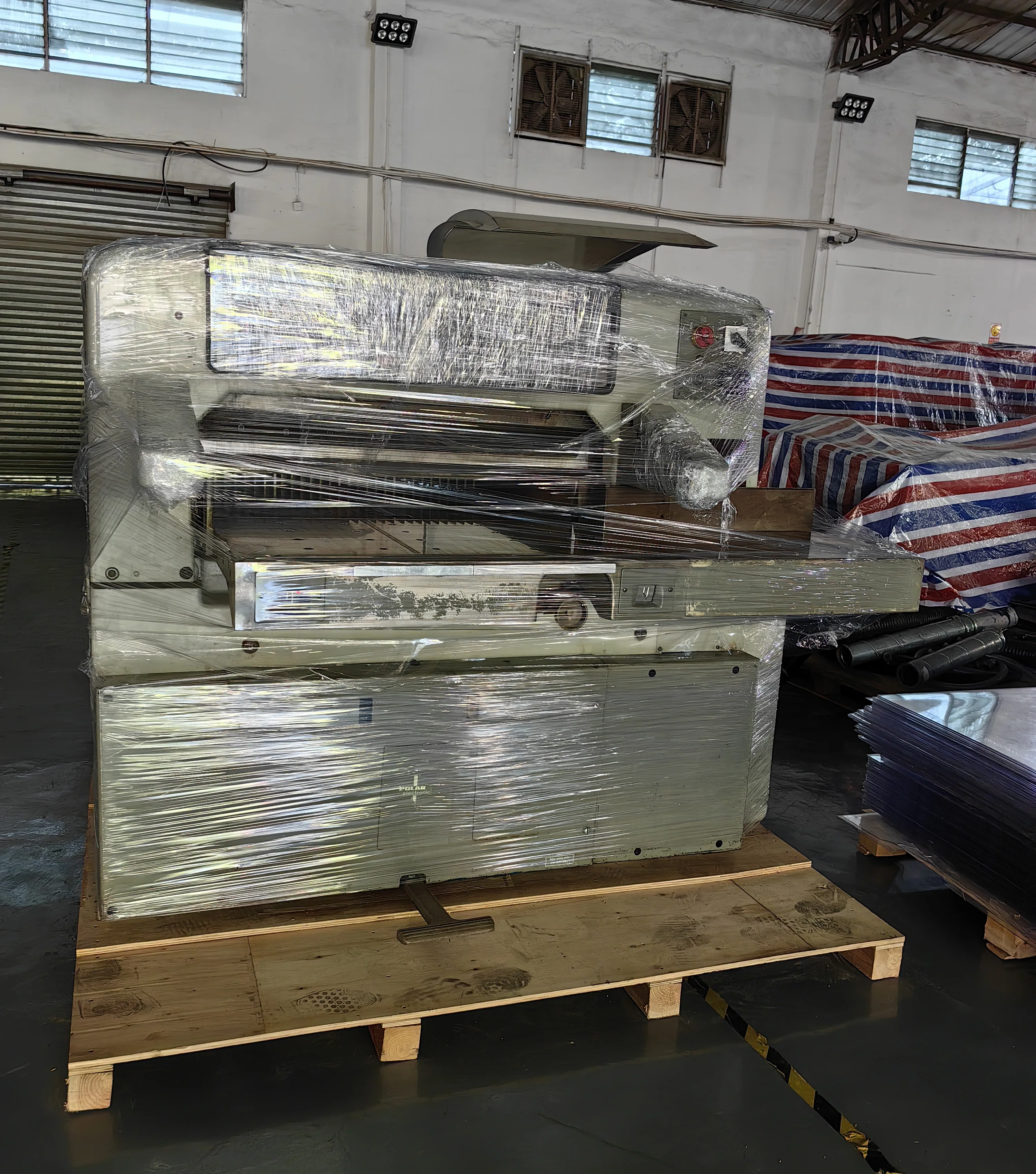 920mm Factory Direct Sale Book Cutting Machine - A4 Paper Cutter