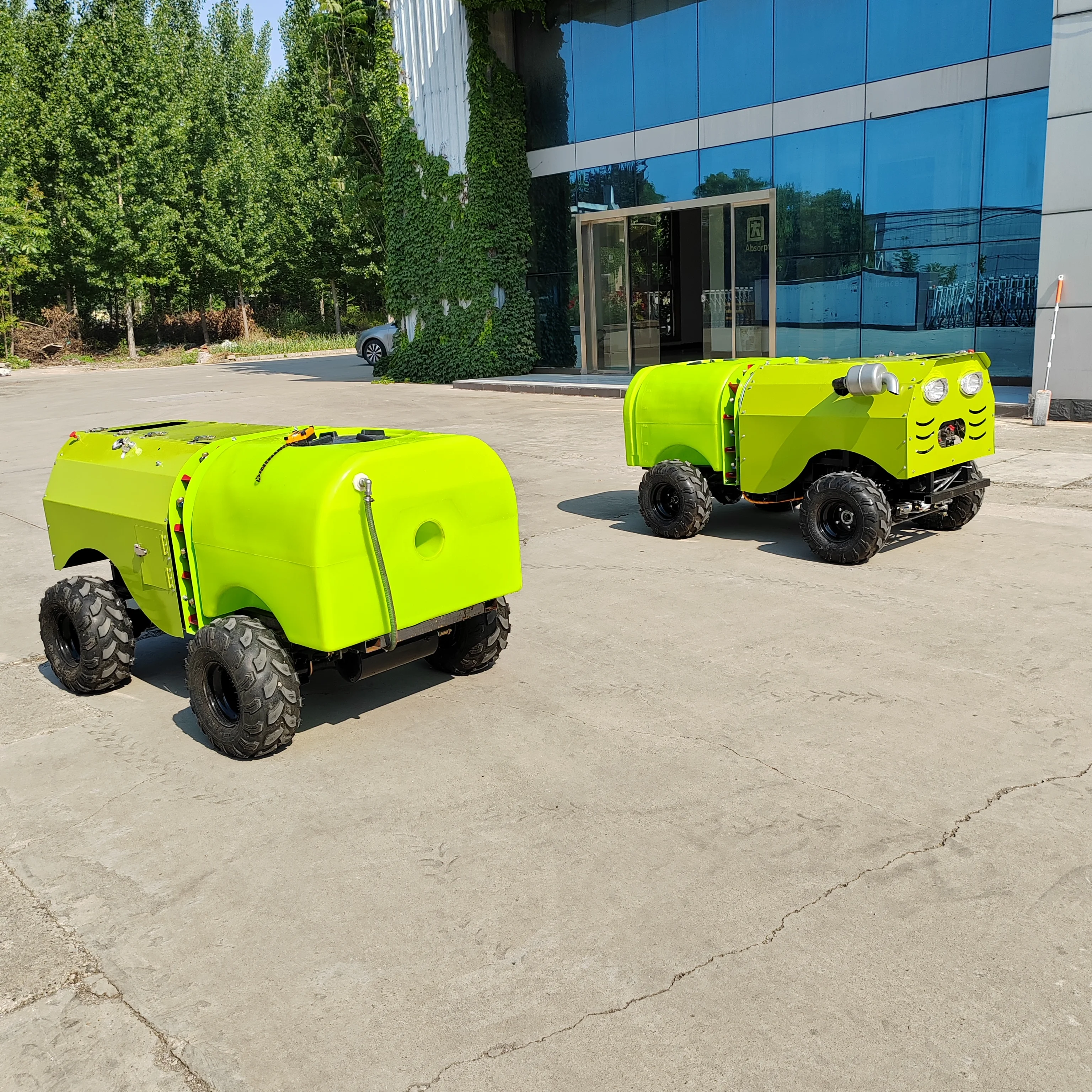 12hp Diesel Self-Propelled Sprayer Robot for High Productivity