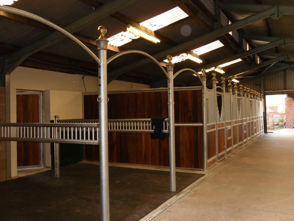 Outdoor Horse Stables And Horse Boxes With Roof - Buy Outdoor Horse ...