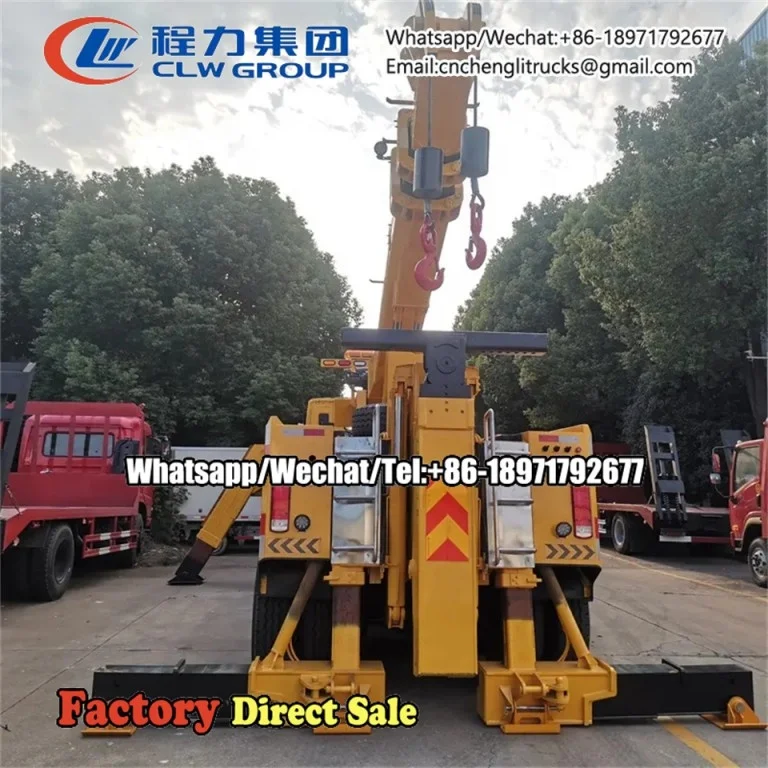 Shacman 8x4 Rescue Truck With Crane 75ton 80 Ton Heavy Duty Tow Wrecker ...