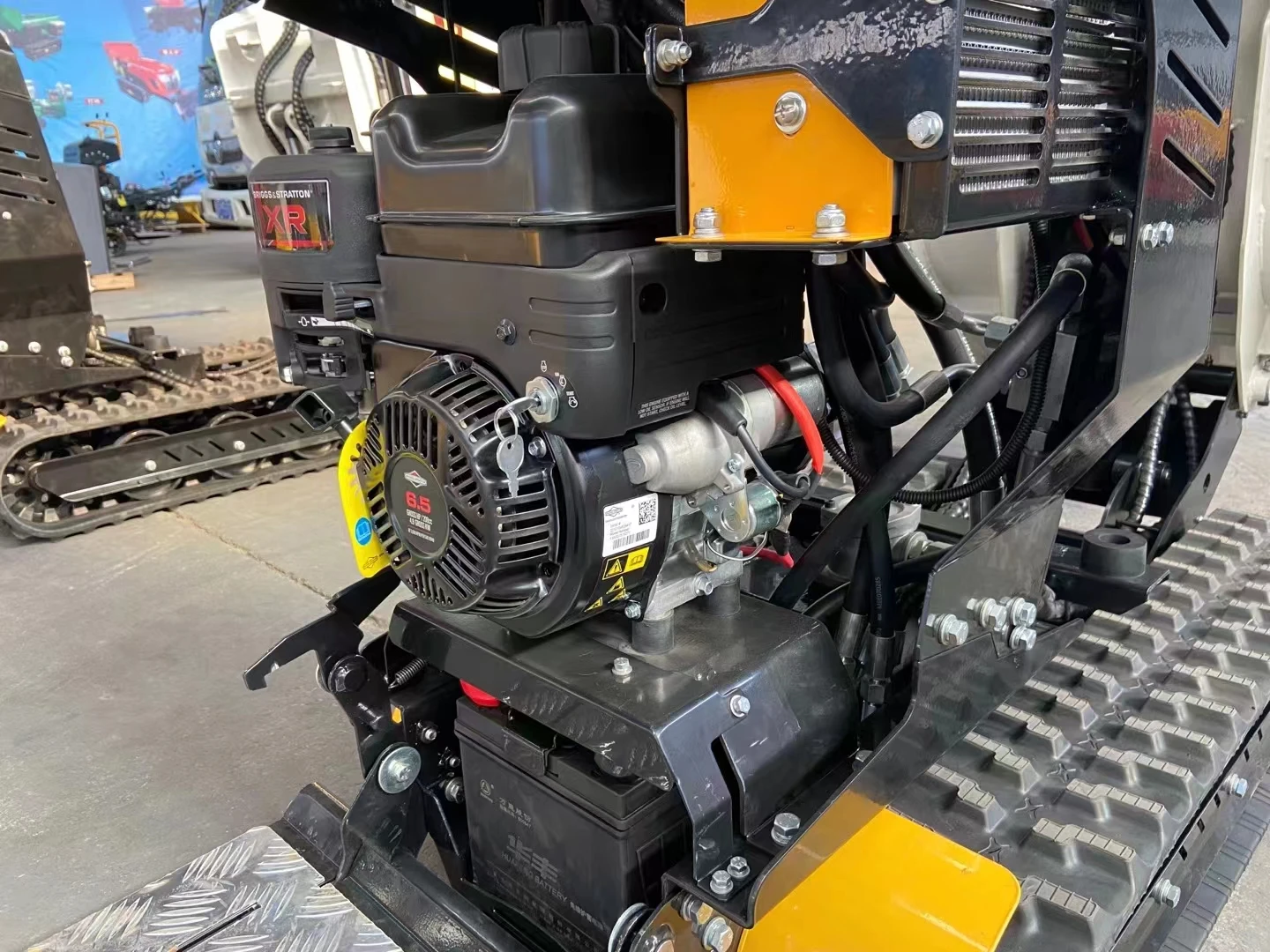 500kg Weight Hydraulic Mini Dumper Powered Rubber Track Mini Cart ...