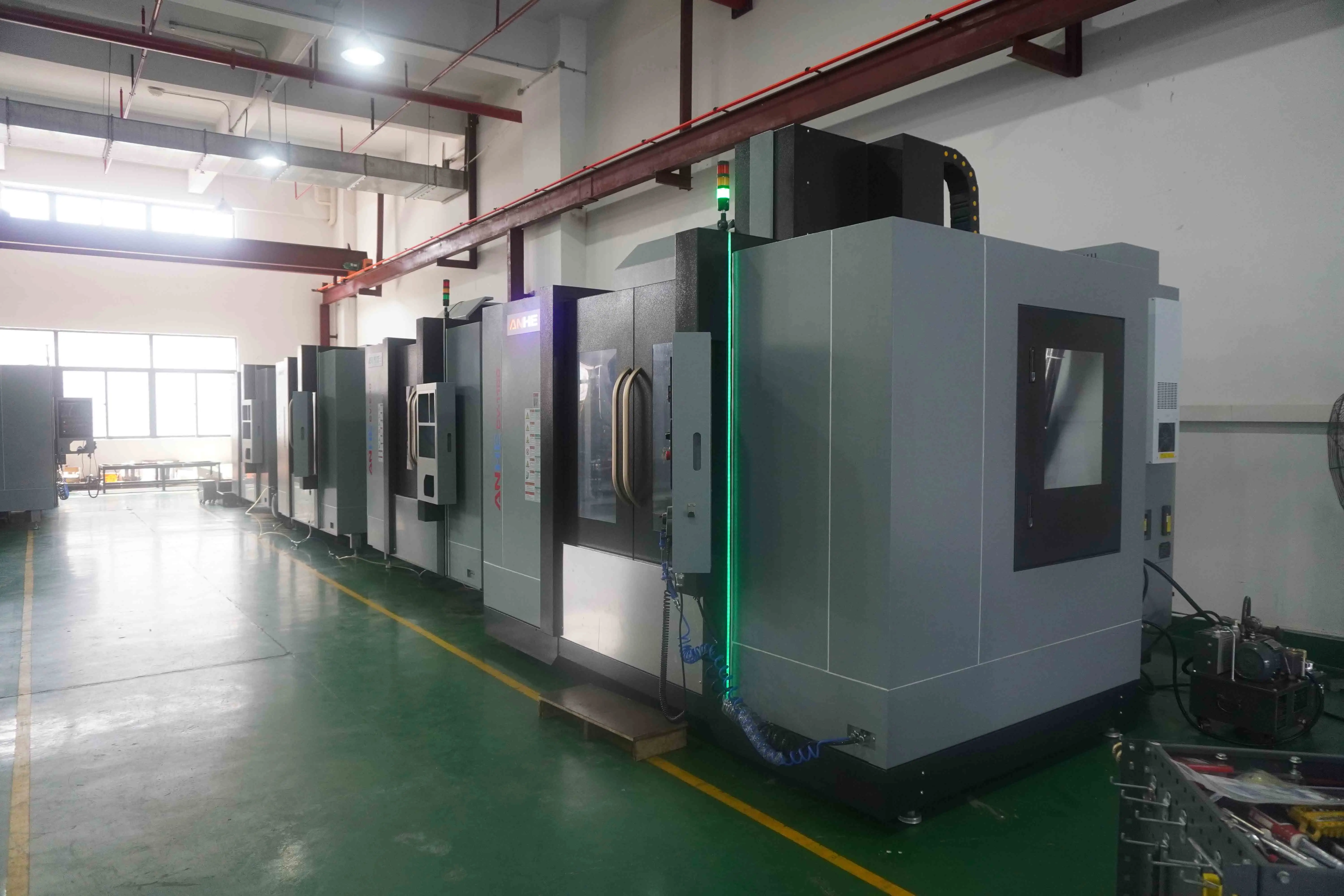 Taiwan Precision Mechanical Lathe Spindle Cnc Slant Bed Lathe Machine ...