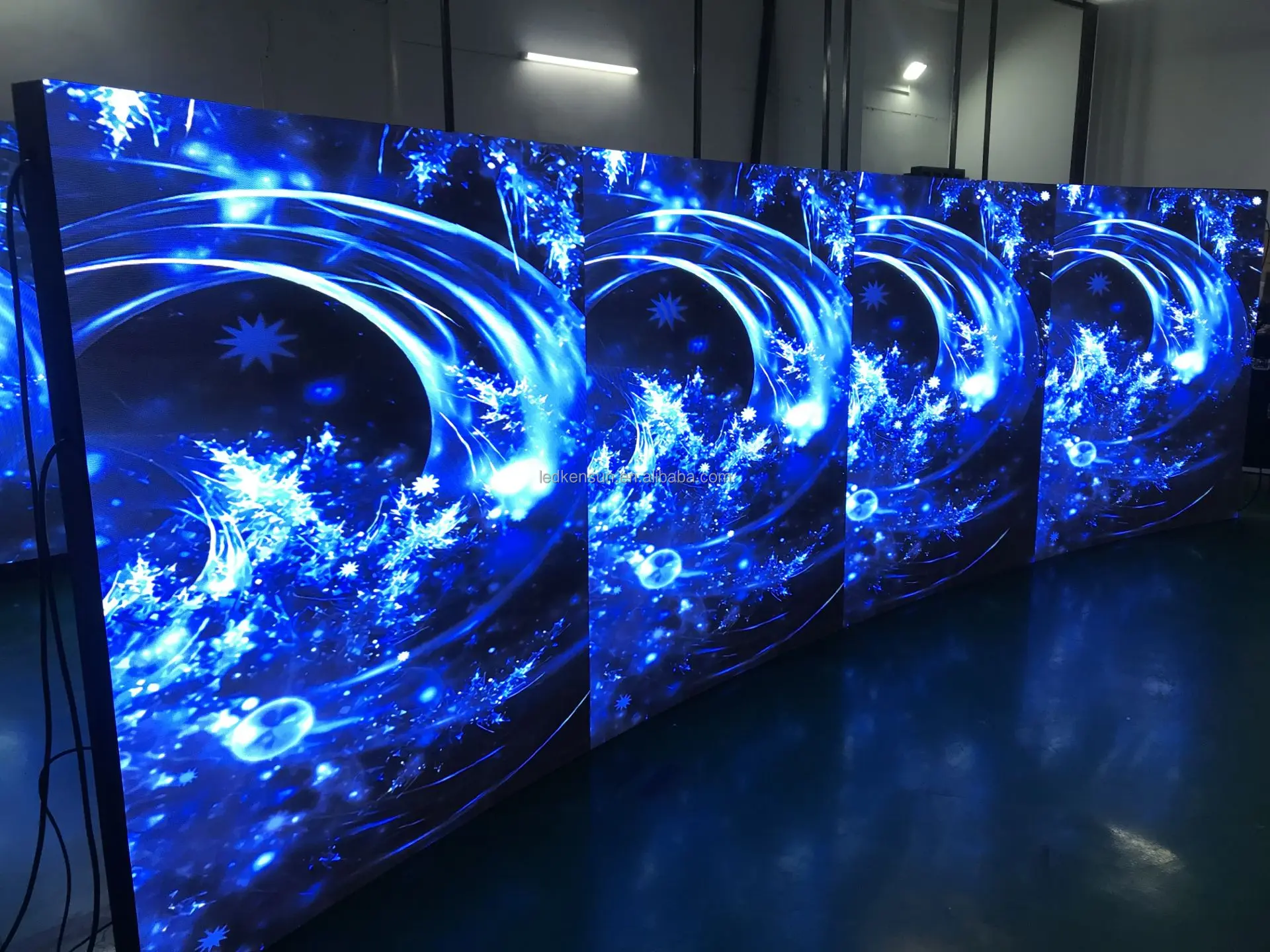 Indoor Circle Round LED Screen P2.5 P2 P1.875 P3 P4 Indoor Flexible ...