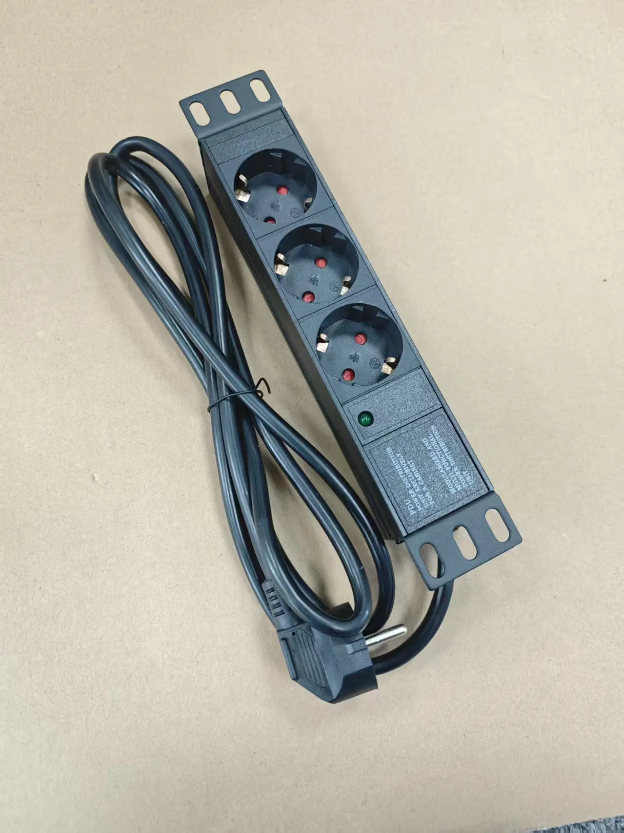 Hot Sale German Type PDU 10 Inch 1U 3 Ways Schuko/EU PDU with Indicator ...