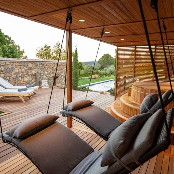 Luxury Outdoor Sauna and Hot Tub House - Prefab Wooden Spa Cabin for ...