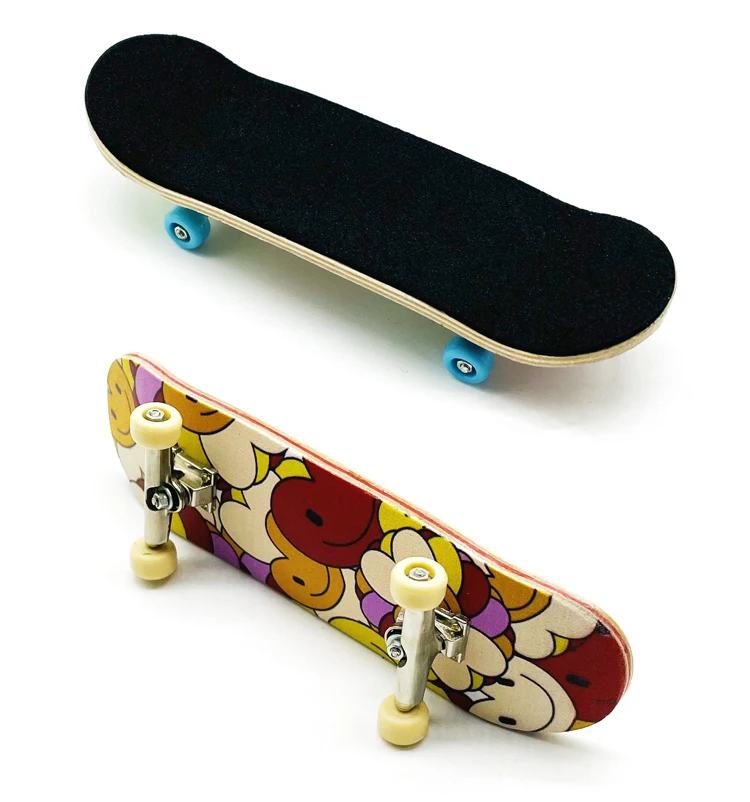 Mini Skateboard Set with Graphic Printing - Perfect for Kids