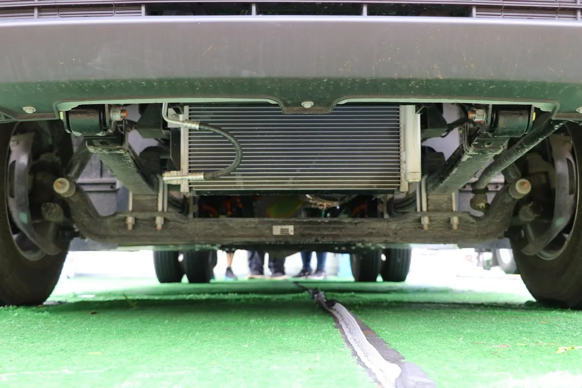 BYD T5 - Efficient Van Light Truck with Electric/hybrid Power