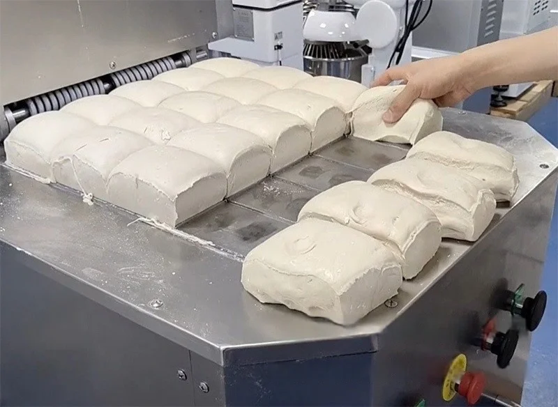 Electric Stainless Steel Dough Divider Adjustable Weight for Bakery ...