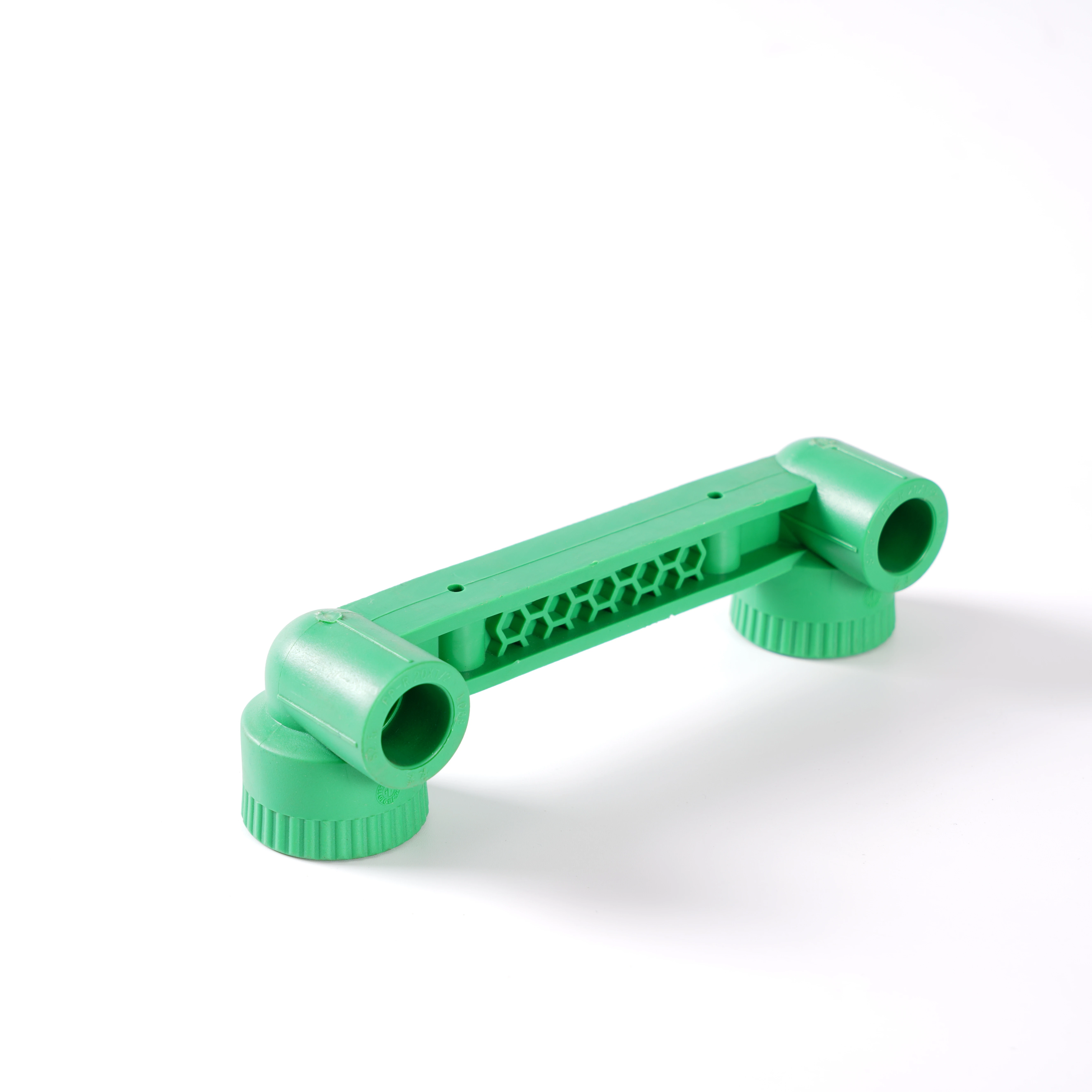 PPR male pipe reducer connector compact design for efficient water flow ...