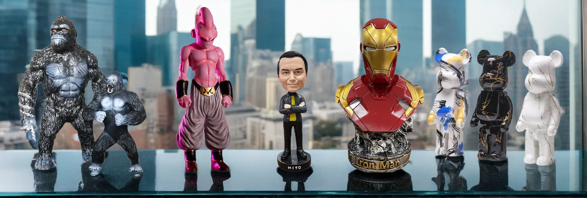 Life Sized Statue Of Marvel Super Heroes Figures Spider-man And Iron ...