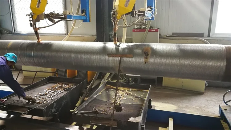 Automatic CNC Roll Pipe Submerged Arc Cladding Welding Machine ...